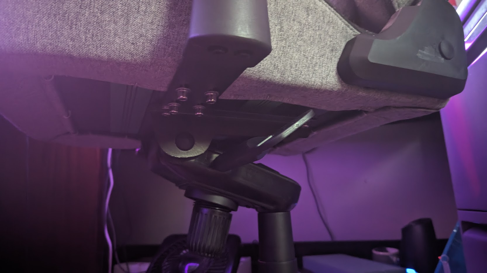E-WIN Champion Series Gaming Chair CPG (In-Depth Review)